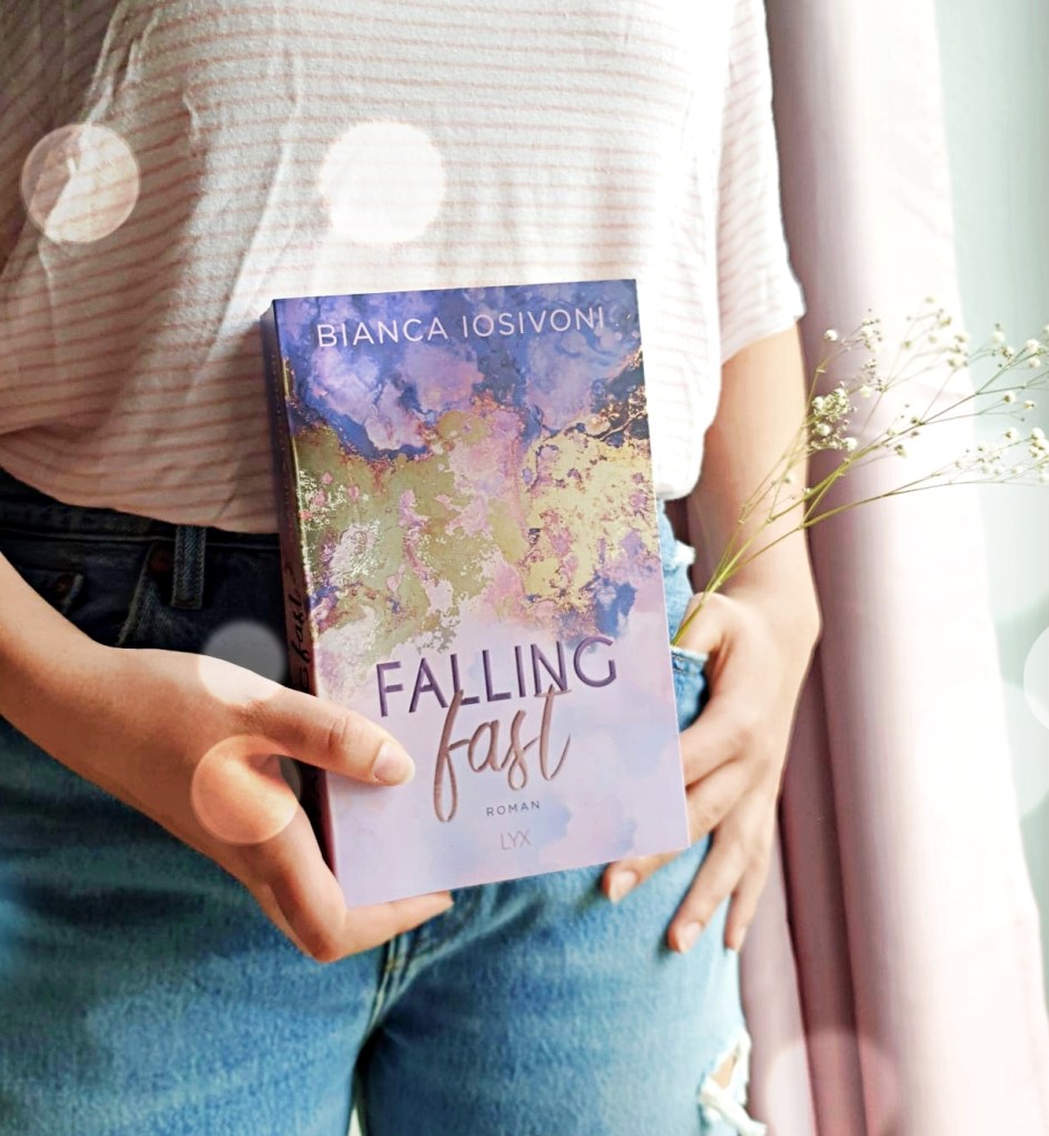 Falling Fast | Rezension – Zwischen Prinzen und Bad Boys